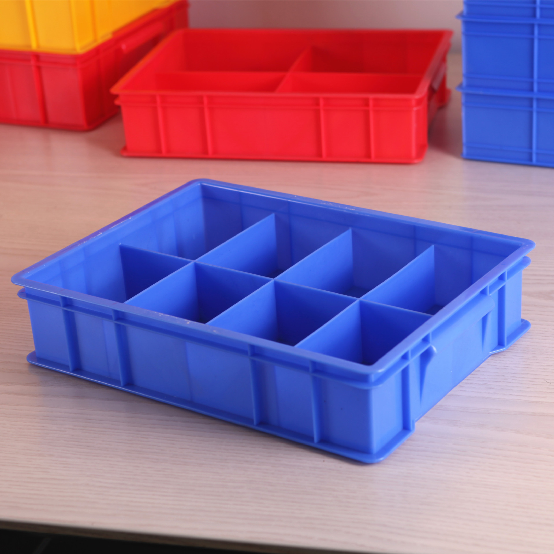 The Sustainability of Plastic Storage Bins | plastic box manufacturers